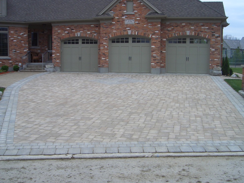 River Oak Place - Traditional - Garage - Toronto - by Ross Yantzi's ...