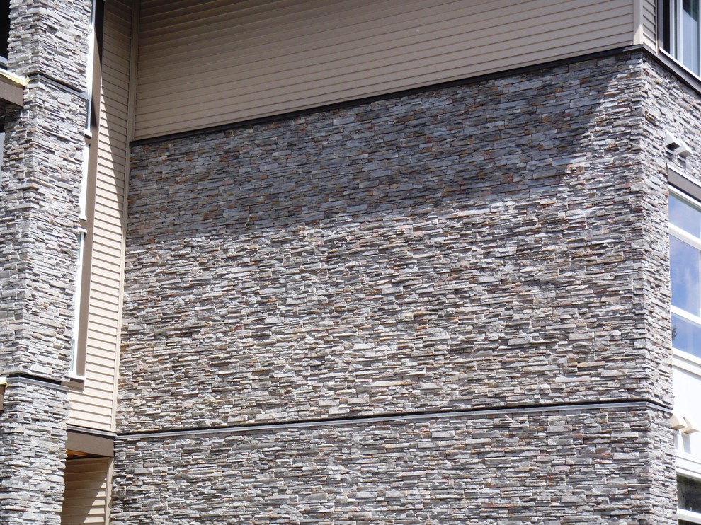 Rocky Mountain Traditional Stone - Klassisch - Häuser - Vancouver - von Rocky Mountain ...