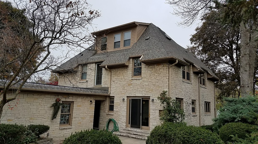 Roof And Siding - Traditional - Exterior - Milwaukee - by Paragon ...