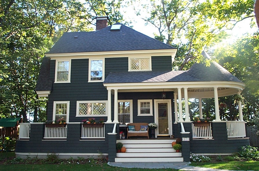 Rounded Front Porch Circular Porch Around Front Turret Country
