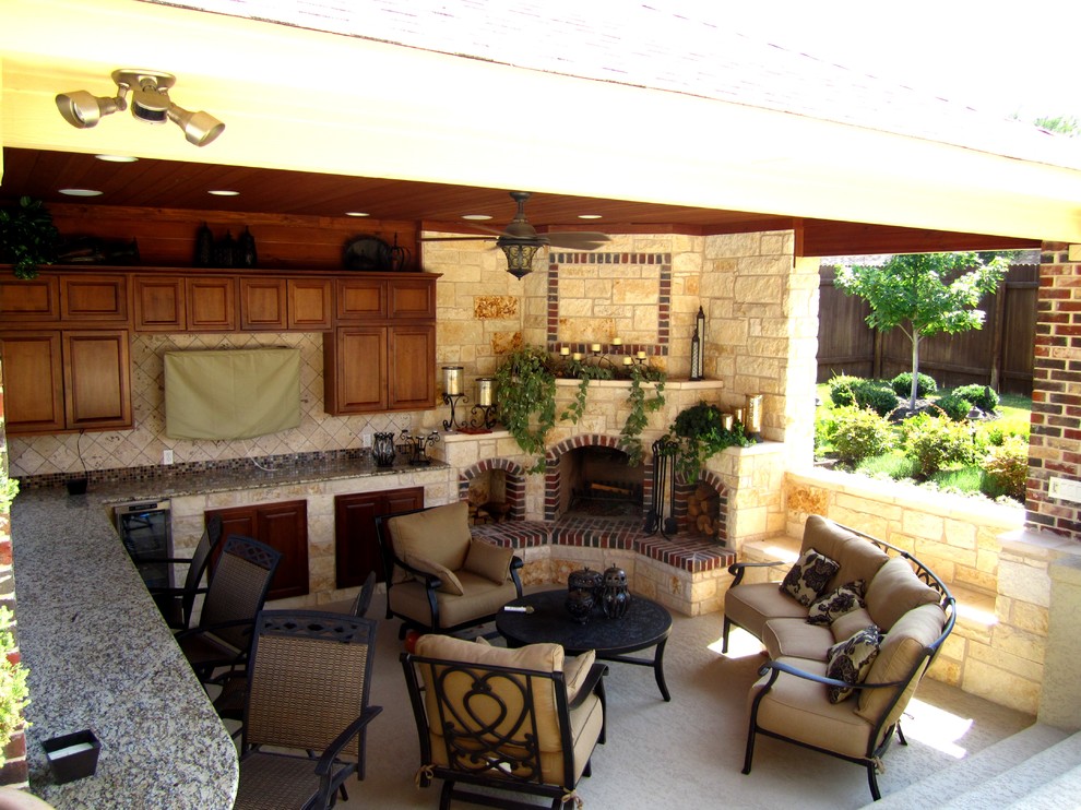 Round Rock - Outdoor Kitchen - Exterior - Austin - by Sticks & Stones ...