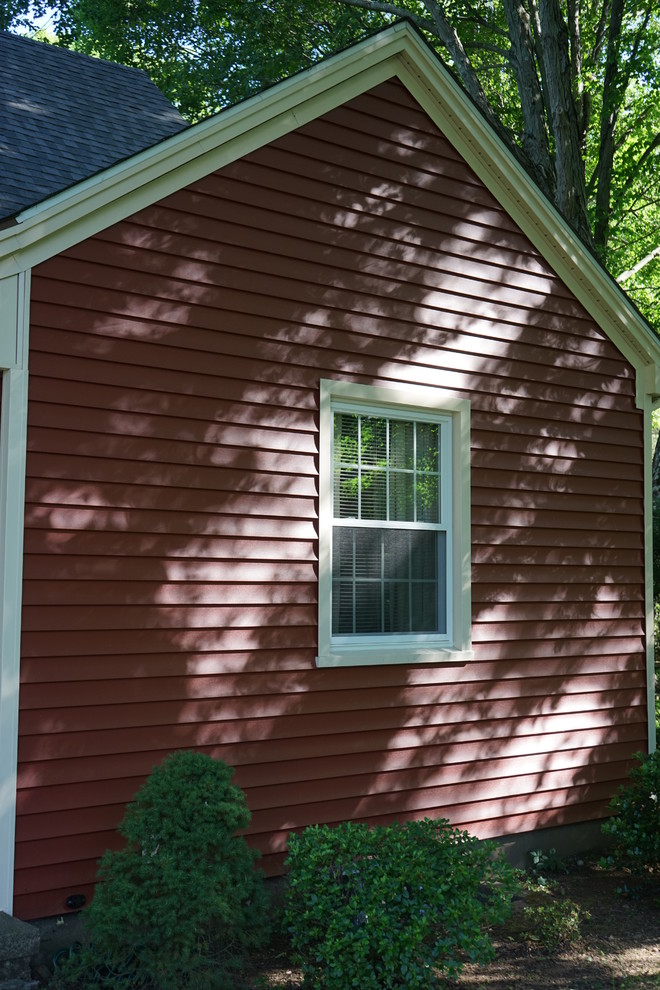 Royal Woodland Rustic Red Siding installed by Sidetex in Mount Carmel ...