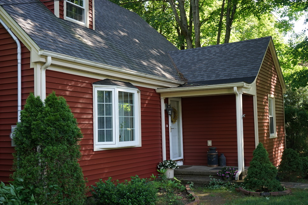 Royal Woodland Rustic Red Siding installed by Sidetex in Mount Carmel ...