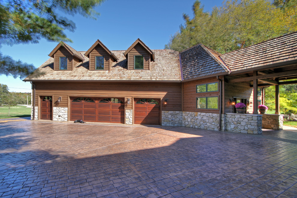 Rustic Garage Addition with Breezeway - Rustic - Exterior - St Louis ...