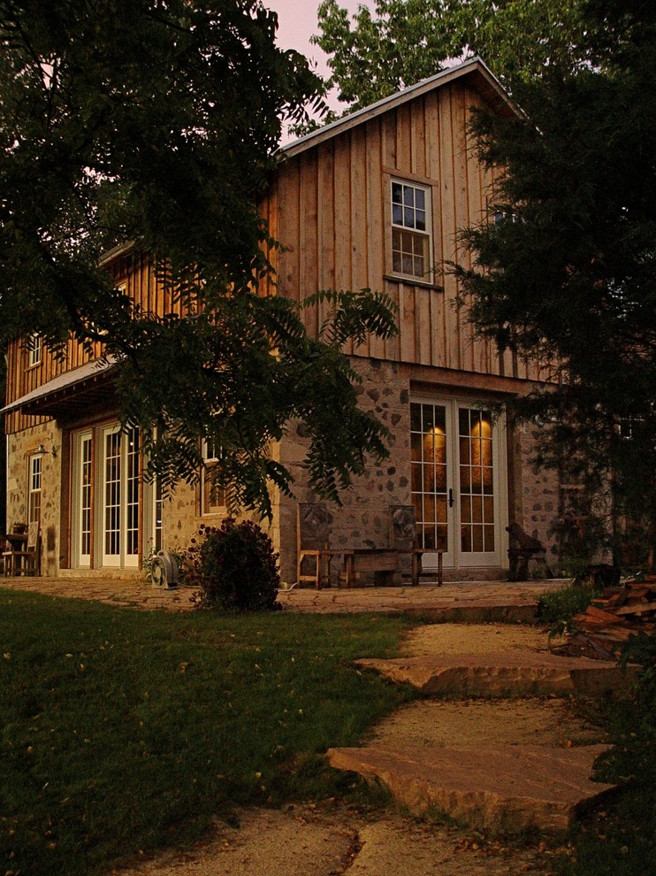 Rustic House - Rustic - Exterior - Milwaukee - by The Ancient Tree ...