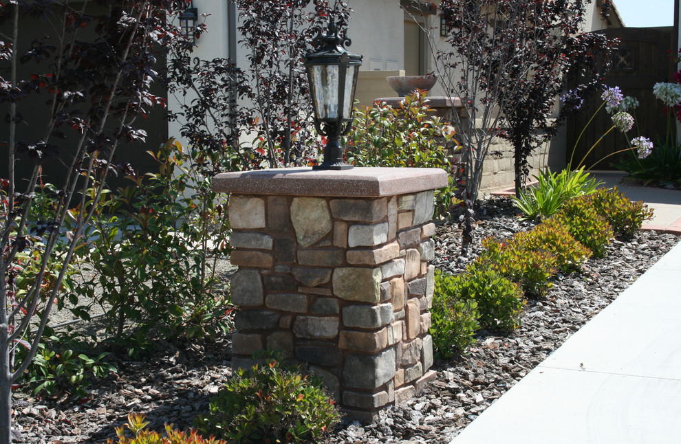 San Clemente Spanish Style Driveway and Entry - Mediterranean ...