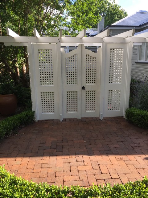 Screening Gates - Traditional - Exterior - Other - by Building Homes ...