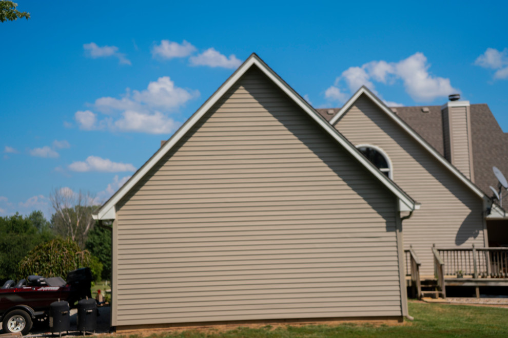 Seamless Polymer Siding in Mountain Clay w/ Energy Efficient ...