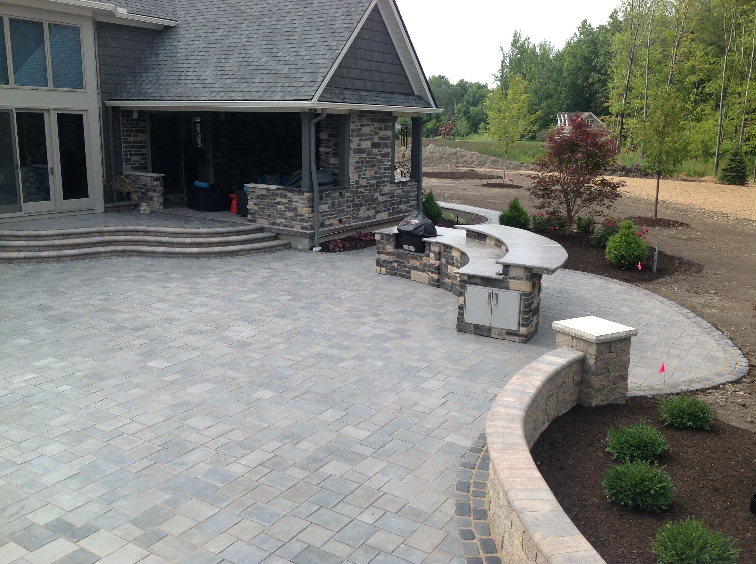 Expert Patio Design: Easy Installation Tips