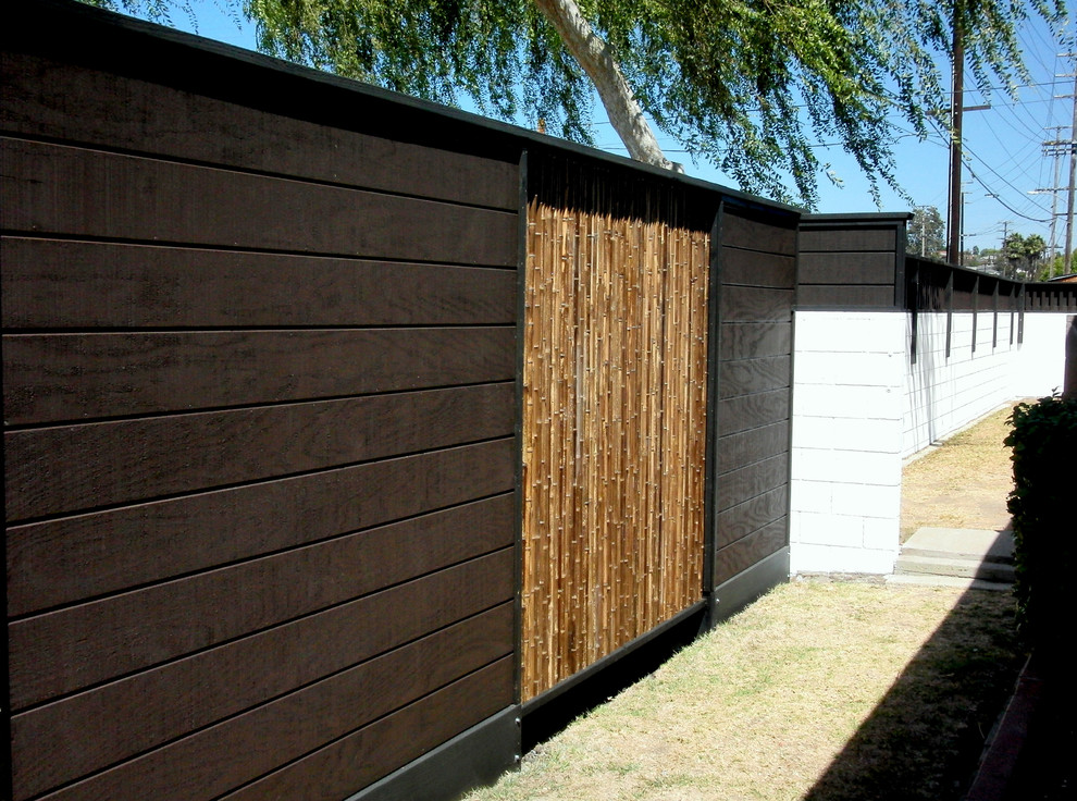 Shariff Residence Fence - Beach Style - Exterior - Los Angeles - by ...