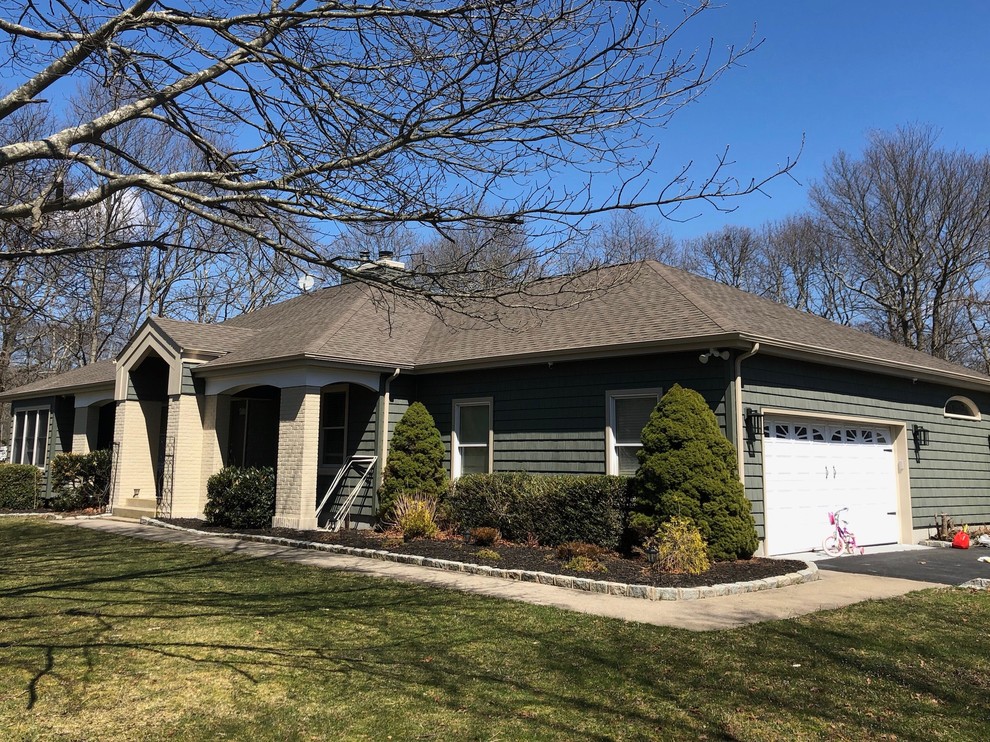 Shirley Siding - Deep Moss Shakes | Alpha Windows & Siding - House ...