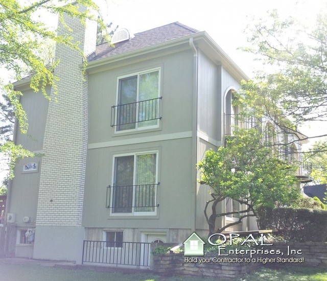 Side View Sierra Hardie Panel Siding, Monterey Taupe & Cobble Stone ...