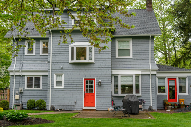 Silver Siding Brings Out The Natural Beauty Of South Orange Home ...