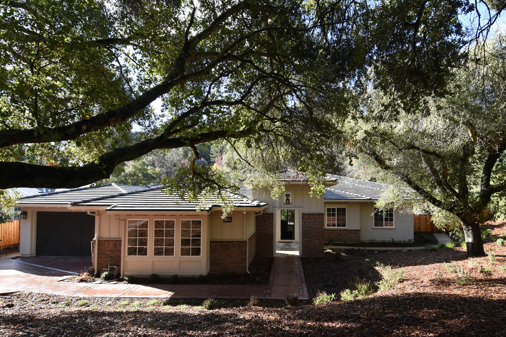 Sleepy Hollow Orinda Ranch - Farmhouse - Exterior - San Francisco - by ...