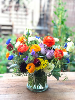 Slow Flowers February 2020 Inspiration: Anemones & Ranunculus ...