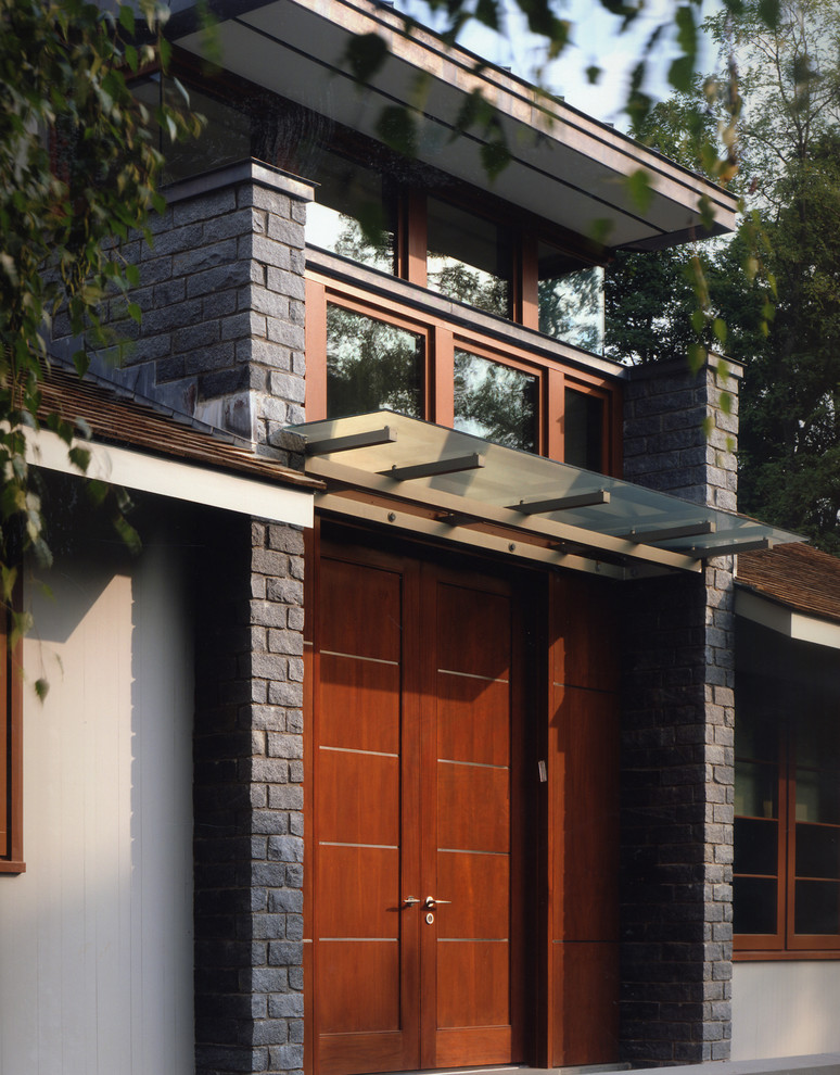 Sound View - Contemporary - Exterior - New York - by Laura Kaehler ...