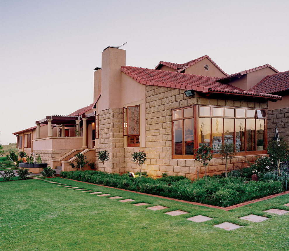 South-african farmhouse - Traditional - Exterior - Other - by kapperer ...