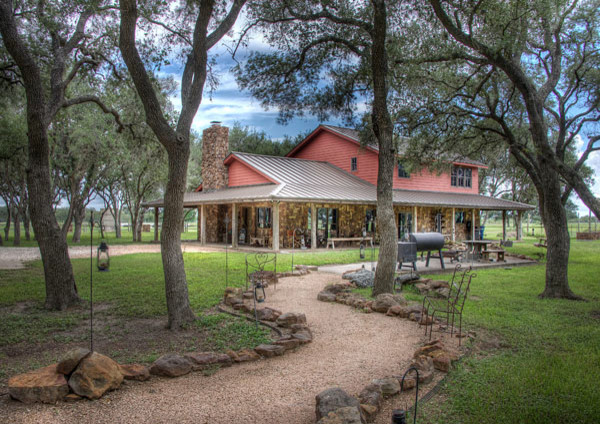 South Texas Ranch - Rustic - Exterior - Austin - by Maison et Jardin ...