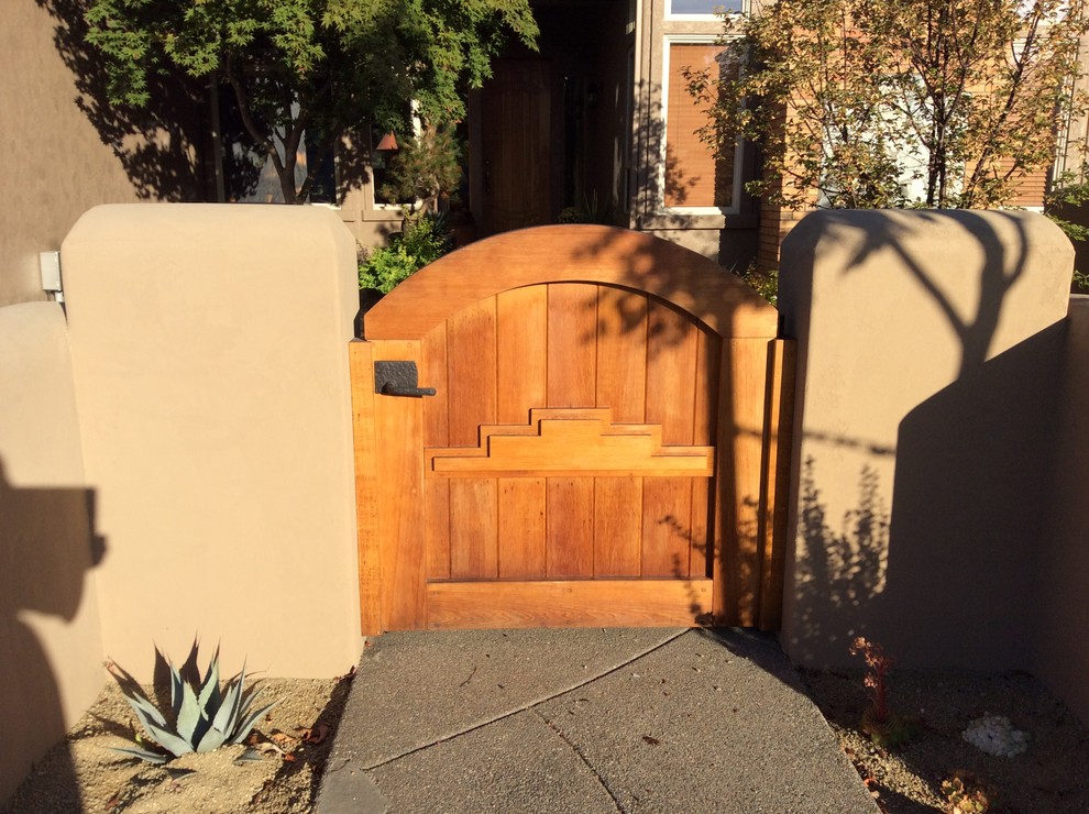 Southwestern Style Wooden Gate with Dark Bronze Contemporary Gate Latch ...