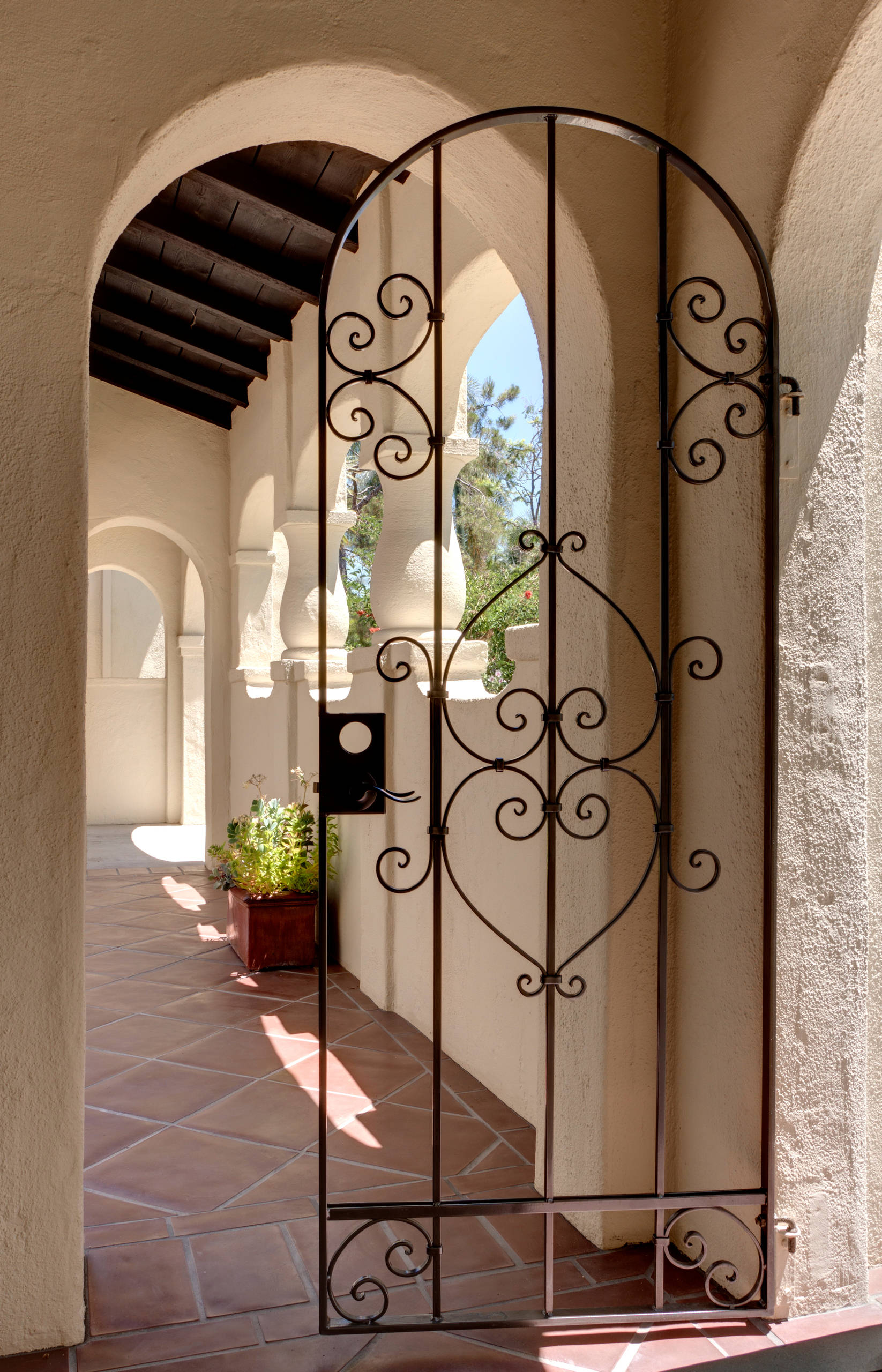 Entry Portico Spanish Style Gate