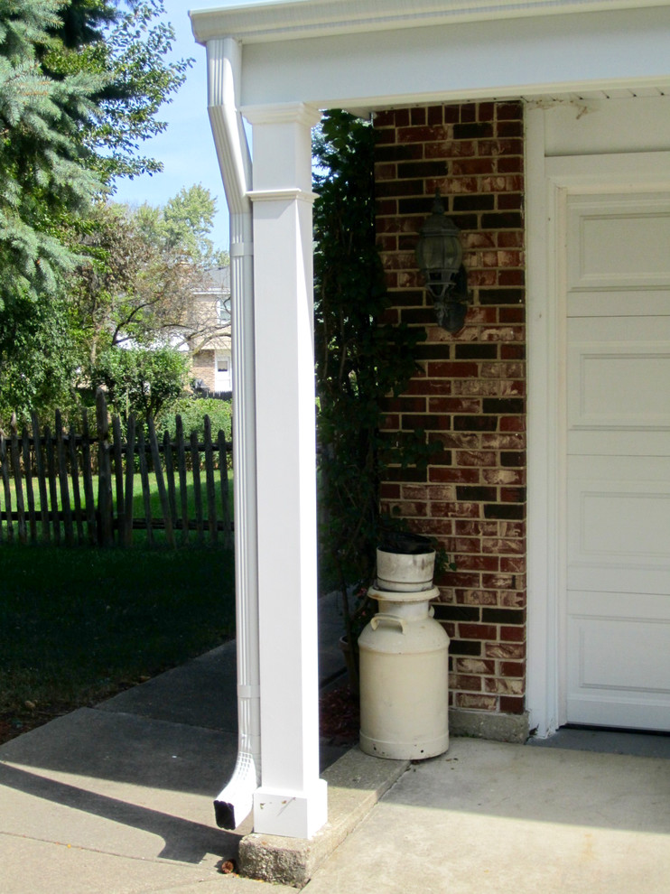 Split Level Glenview, IL White Exterior, James Hardie Siding & Trim ...