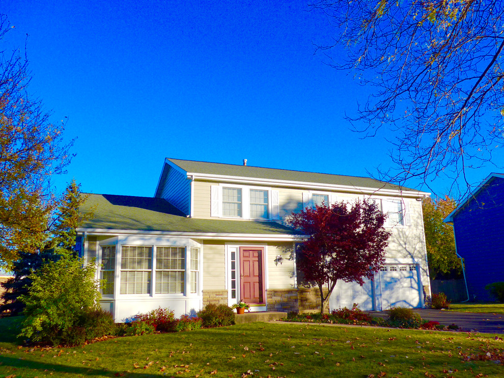Split Level Style Home - Libertyville, IL in James Hardie Siding & Trim ...