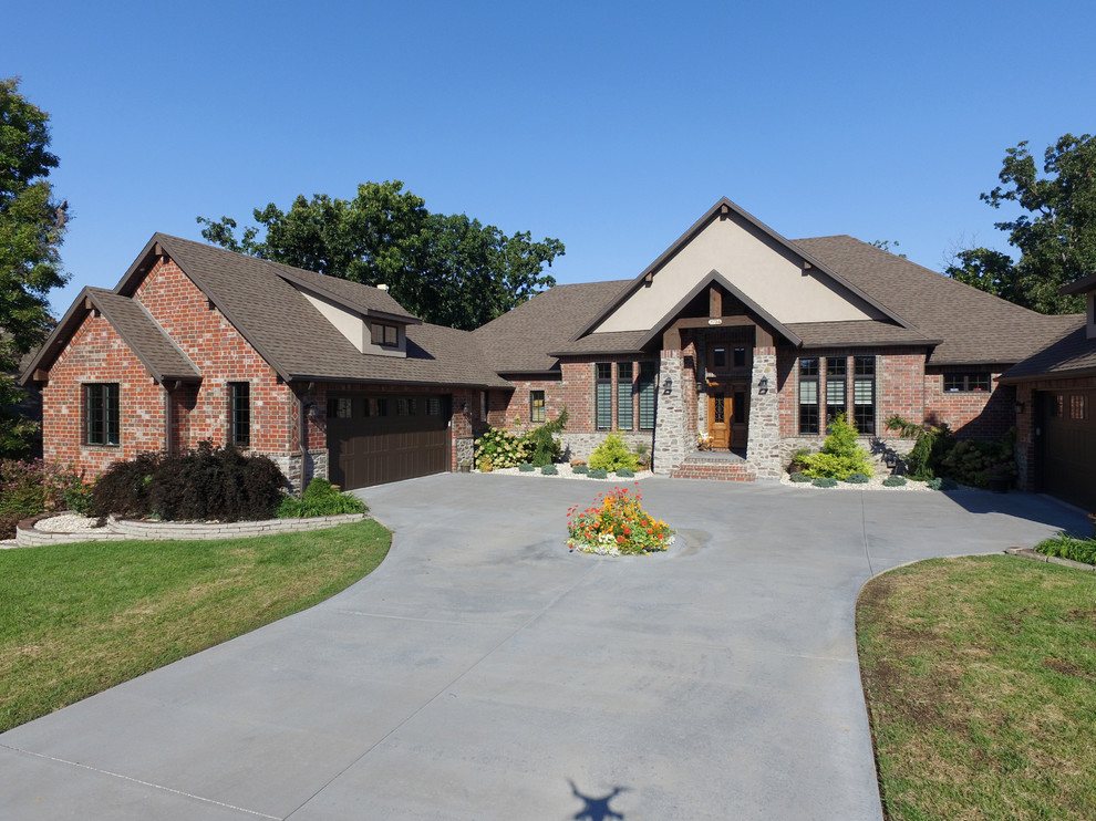 Spring Hill - TAMKO Heritage shingles in Weathered Wood - Craftsman ...