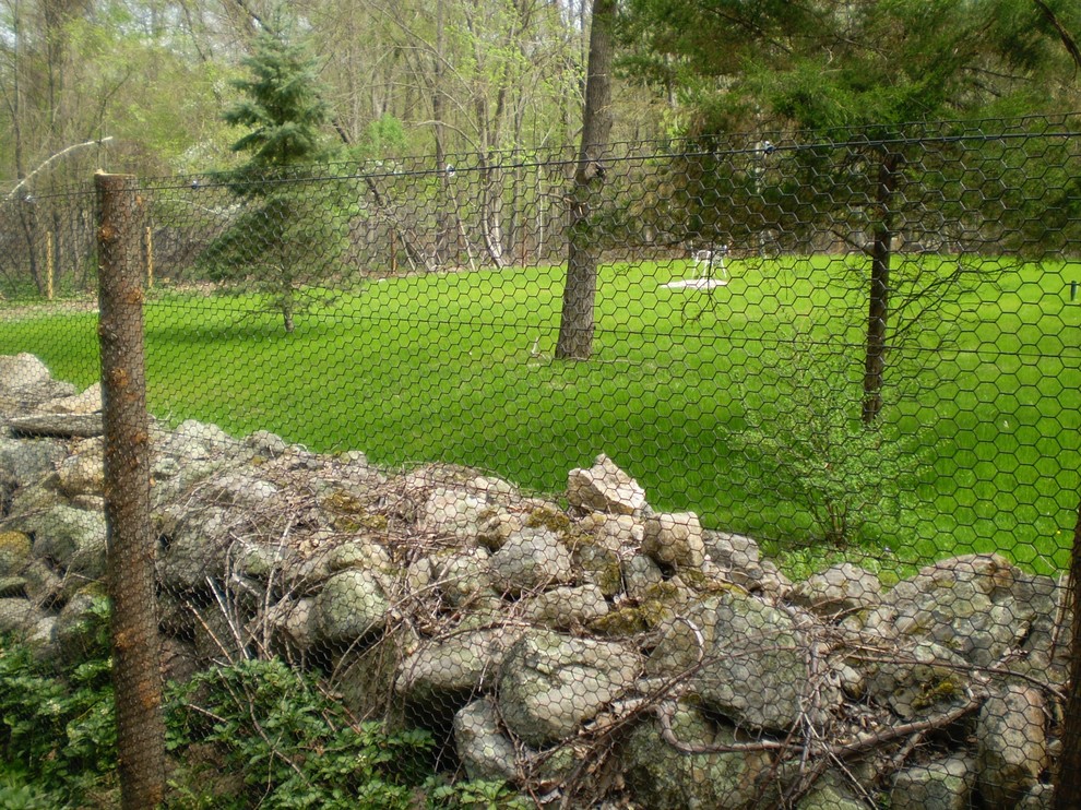 Steel Hex Web Deer Fence with Bark-On Cedar Posts - Traditional ...