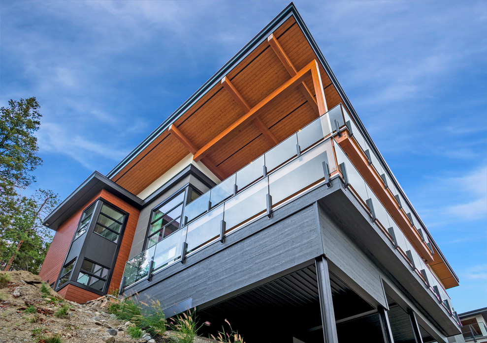 Stilted Single Family home with Texas Honey Brown Traditional Soffit ...