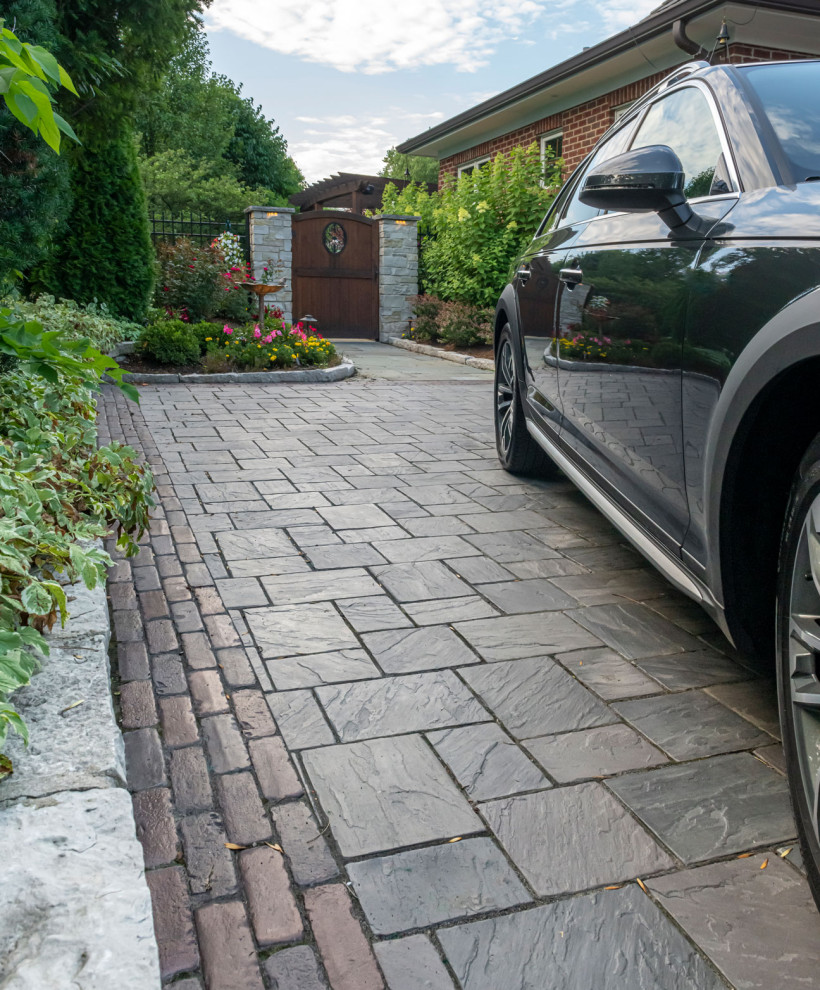 Striking Driveway - Traditional - Exterior - Chicago - by Unilock | Houzz
