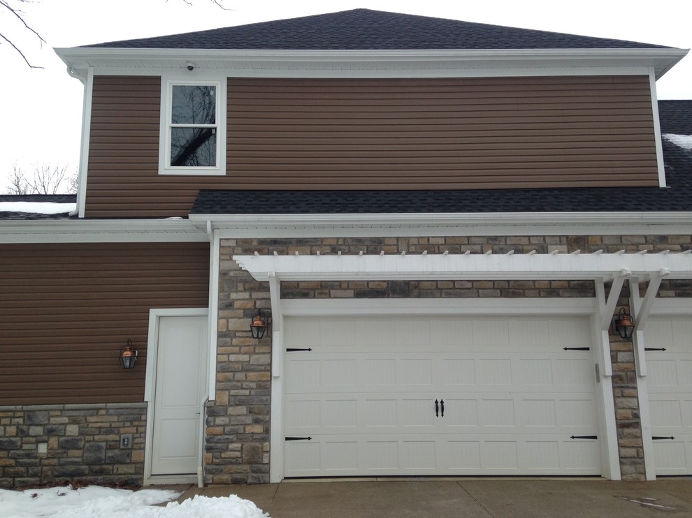 Stylecrest Staggered Shake siding and Kentucky Gray Limestone - Modern ...