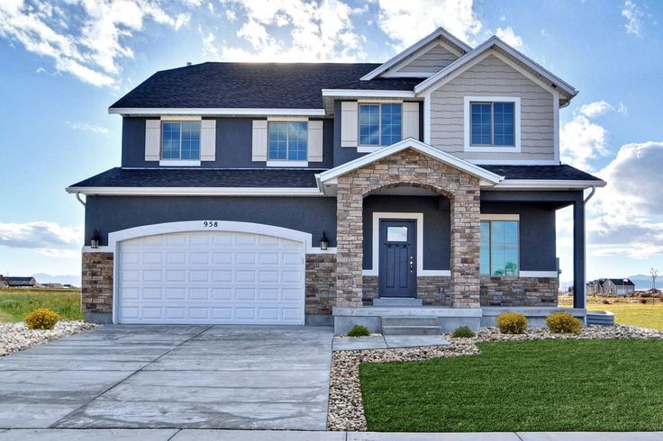 Suburban Homes - Traditional - Exterior - Denver - by G.J. Gardner ...