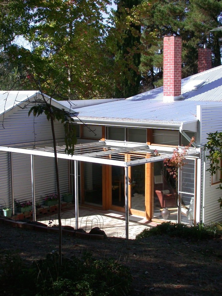 Sustainable living for the nuns of St. Joseph - Farmhouse - Exterior ...