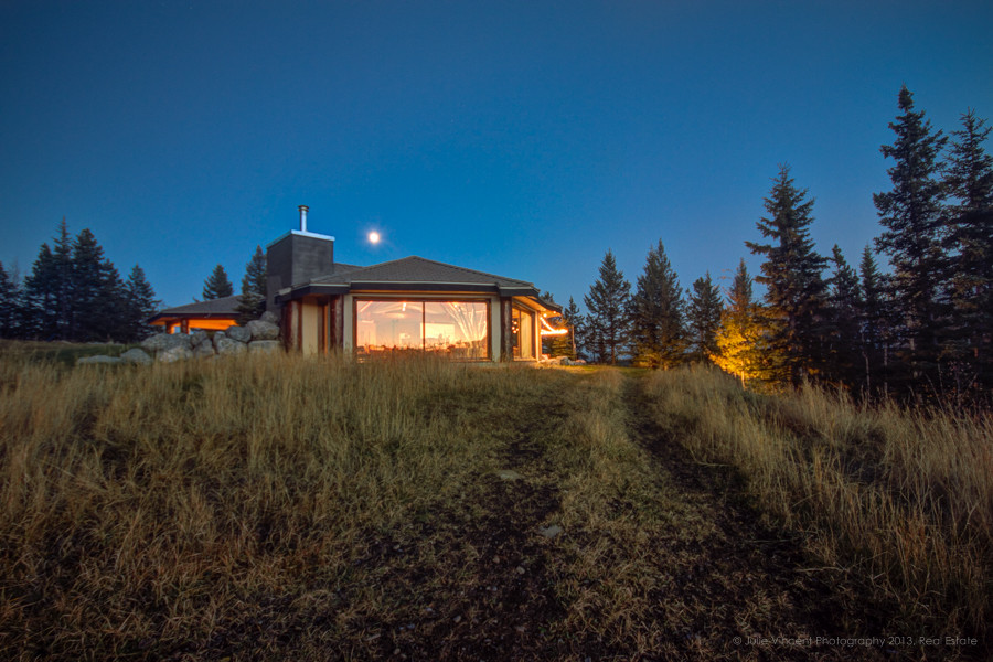 Tacansina Ranch - Modern - Exterior - Calgary - by DESIGNhaus | Houzz