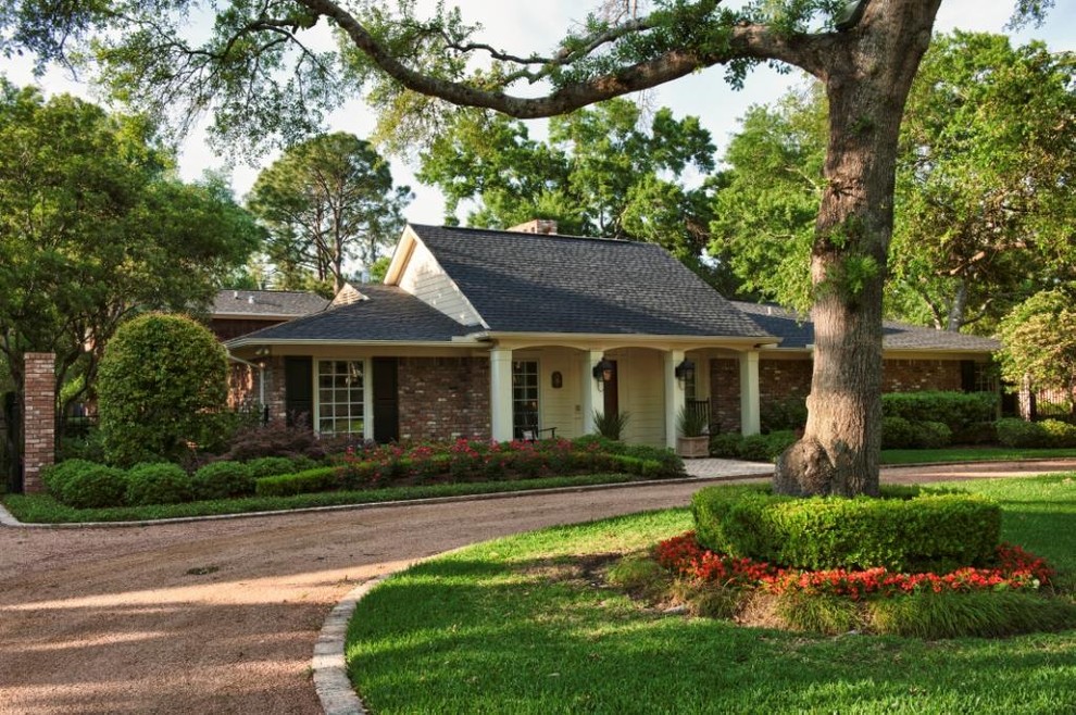 Tanglewood Grace - Exterior - Houston - by RD Architecture, LLC | Houzz