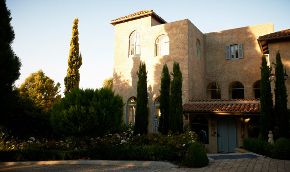 Tasmanian Hotel Villa Howden - Farmhouse - Exterior - Brisbane - by ...