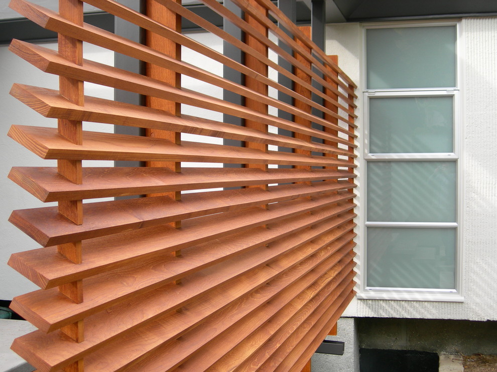 TEAK SCREEN WALL - Contemporary - Exterior - Los Angeles - by Pantheon ...