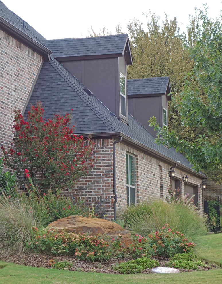 Texas Brick Traditional - Traditional - Exterior - Dallas - by ...