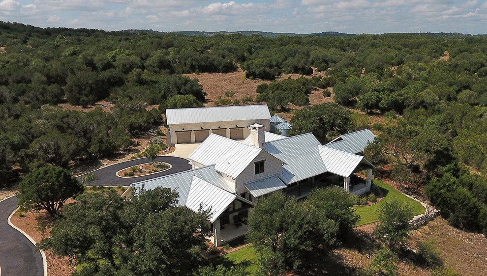 Texas Farmhouse - Farmhouse - Exterior - Austin - by Dibello Architects ...