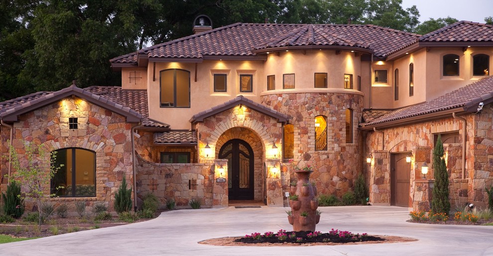 Texi-Tuscan...an elegant Mediterranean-inspired Texas Hill Country ...
