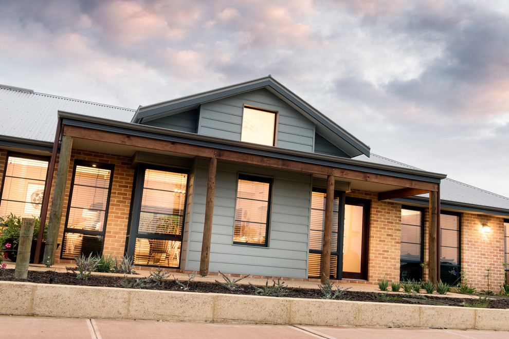 The Abingdon - Farmhouse - Exterior - Perth - by WA Country Builders ...