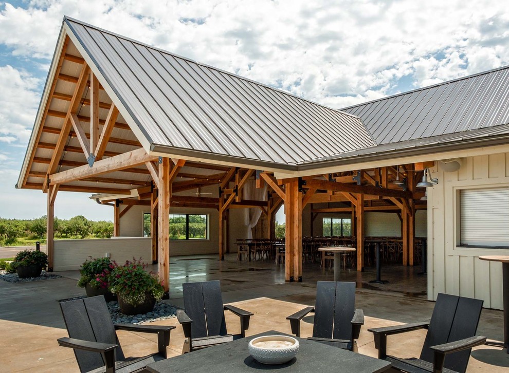 The Bandera - GJO0219 - Farmhouse - Exterior - Omaha - by Legacy Post & Beam | Houzz