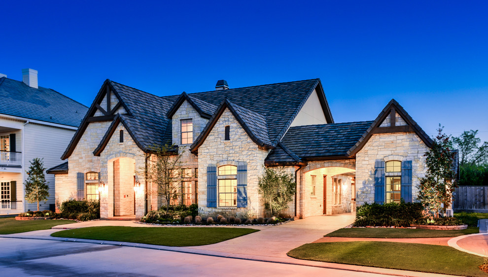 The Calais - Traditional - Exterior - Houston - by Ideo Architects | Houzz