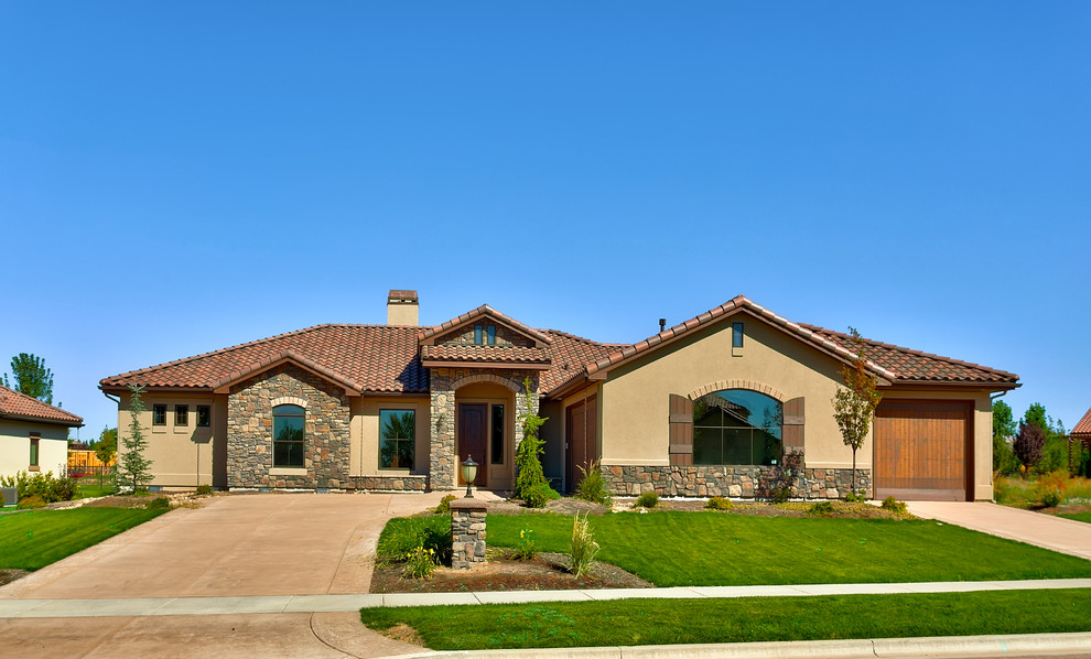 The Cascade - House Exterior - Boise - by HIGHLAND HOMES LLC | Houzz UK