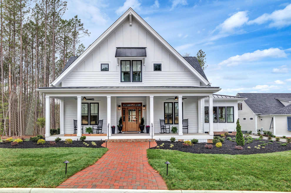 The Lena - Farmhouse - Exterior - Richmond - by Craftmaster Homes | Houzz