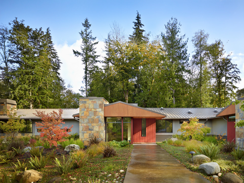 The Woods Outback - Traditional - Exterior - Seattle - by Gelotte ...