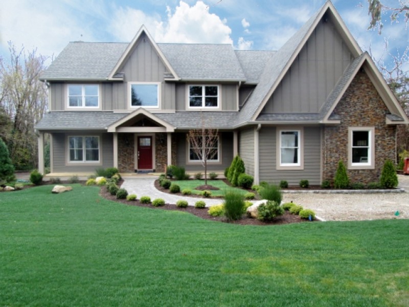 Thorman Lane - Traditional - Exterior - New York - by Paul Porco Custom ...