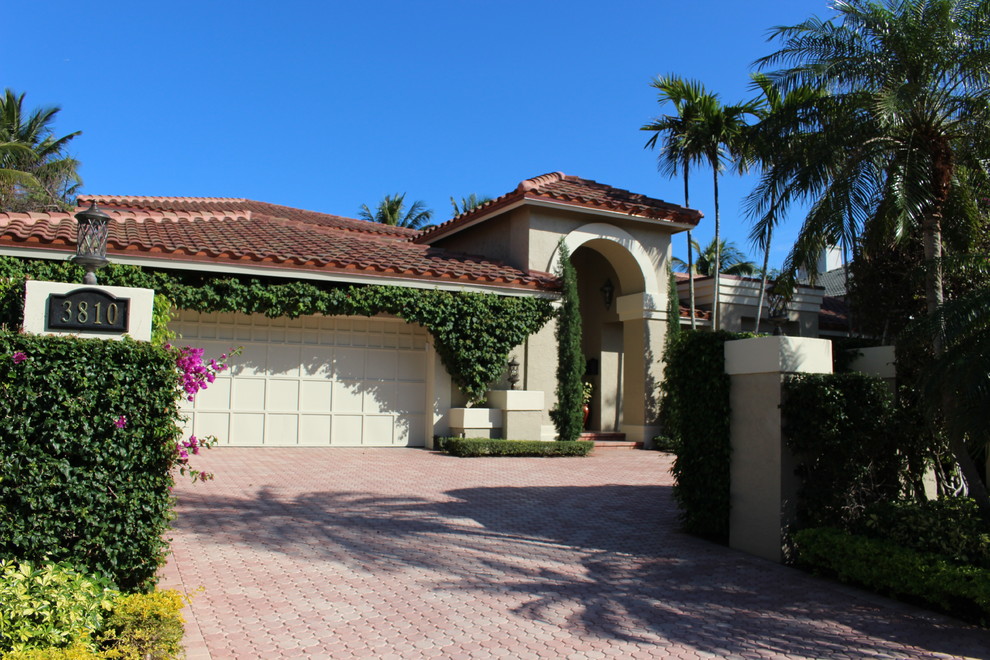 tile roofs - Traditional - Exterior - Miami - by Allied Roofing and ...