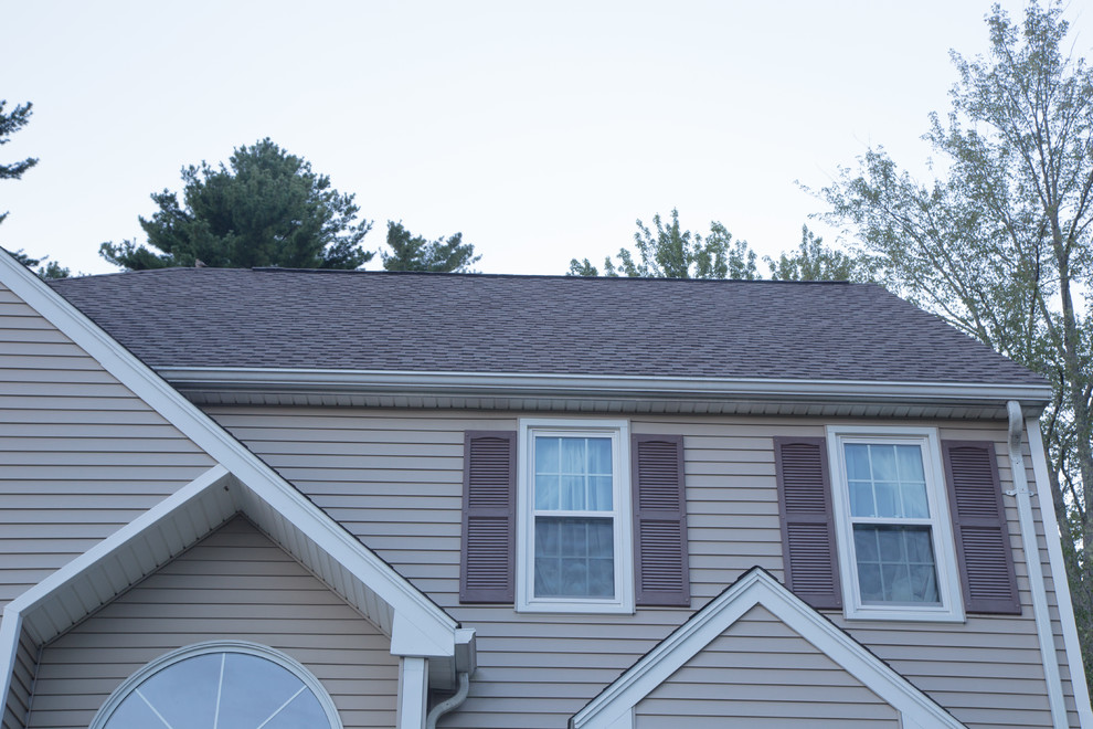 Traditional Colonial Asphalt Roof - GAF Mission Brown Shingles ...