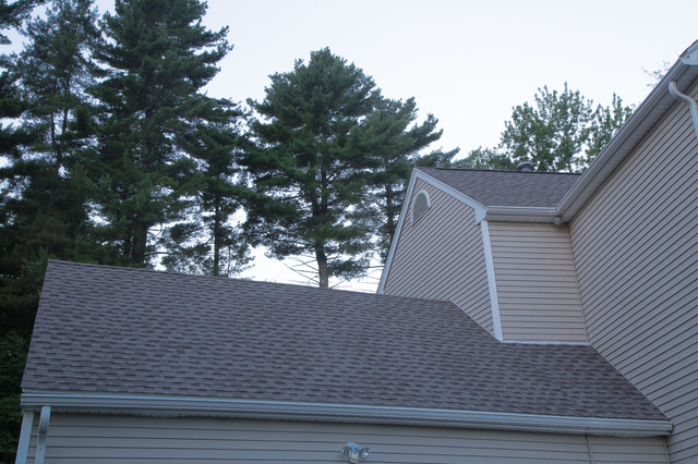 Traditional Colonial Asphalt Roof - GAF Mission Brown Shingles ...